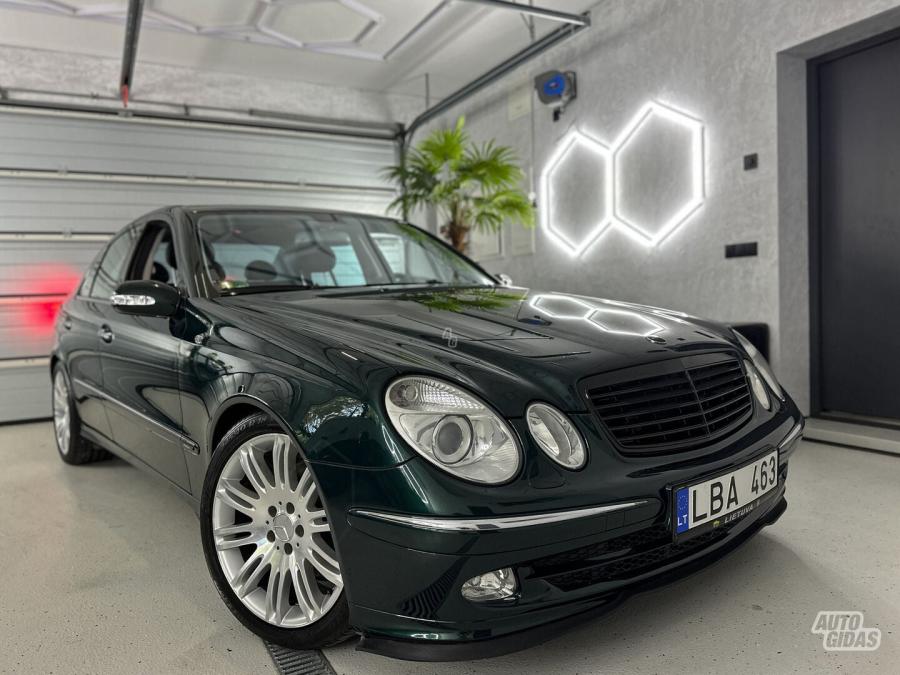 Зеленый Мерседес Е 320 2004 в Каунас, объемом двигателя 3.20 л и пробегом 320 тыс. км за 4650 €, фото 3 на AUTOMOTO.COM.LV