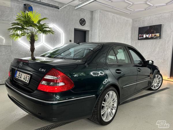 Zaļš Mercedes-Benz E 320 2004 Kauņa, ar dzinēja tilpumu 3.20 L un nobraukumu 320 tūkst. km par 4650 €, foto 10 vietnē AUTOMOTO.COM.LV