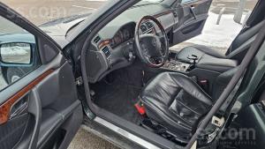 Green Mercedes-Benz E 320 2000 in Riga, with an engine capacity of 3.20 L and mileage of 419 thousand km for 2500 €, photo 3 on AUTOMOTO.COM.LV