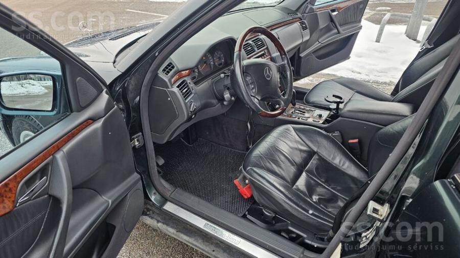 Green Mercedes-Benz E 320 2000 in Riga, with an engine capacity of 3.20 L and mileage of 419 thousand km for 2500 €, photo 3 on AUTOMOTO.COM.LV