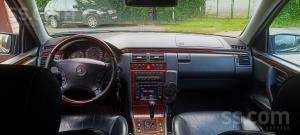 Green Mercedes-Benz E 320 2001 in Riga, with an engine capacity of 3.20 L and mileage of 420 thousand km for 1600 €, photo 7 on AUTOMOTO.COM.LV