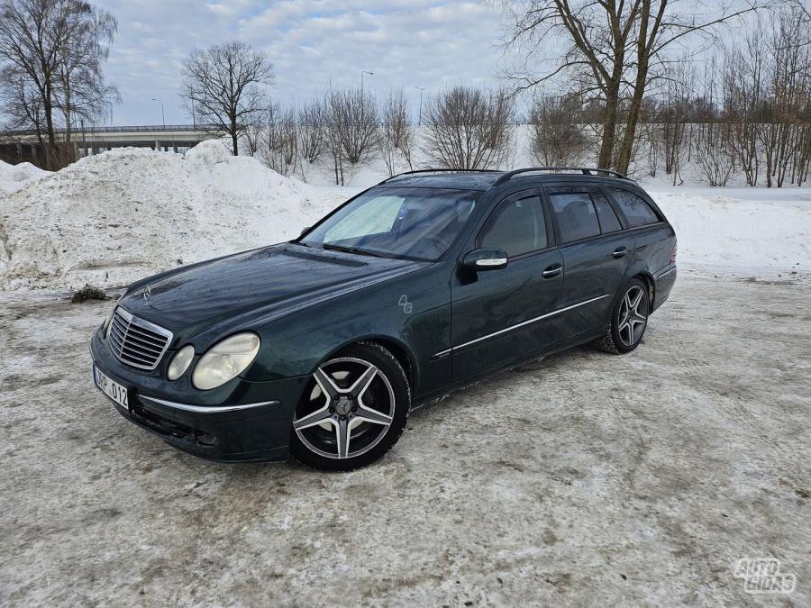 Green Mercedes-Benz E 320 2003 in Klaipeda, with an engine capacity of 3.20 L and mileage of 458 thousand km for 2000 €, photo 1 on AUTOMOTO.COM.LV