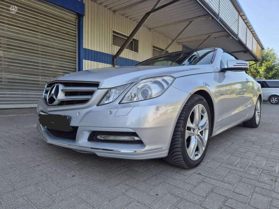 Pelēks Mercedes-Benz E 320 2011 Šilutė, ar dzinēja tilpumu 3.00 L un nobraukumu 258 tūkst. km par 8750 €, foto 7 vietnē AUTOMOTO.COM.LV