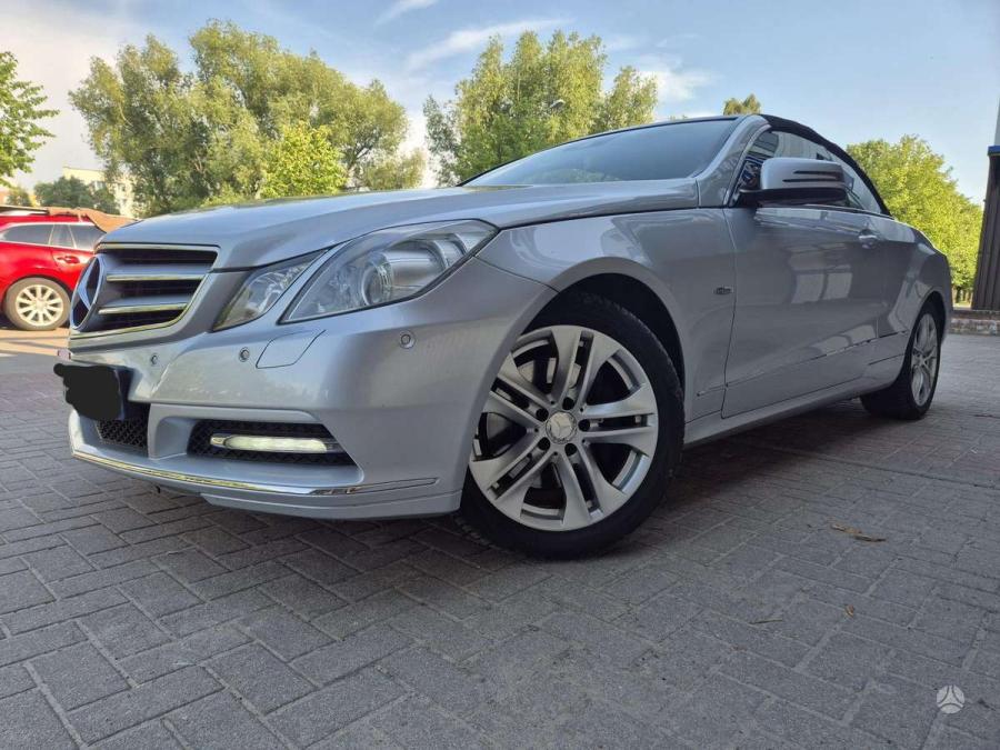 Pelēks Mercedes-Benz E 320 2011 Šilutė, ar dzinēja tilpumu 3.00 L un nobraukumu 258 tūkst. km par 8750 €, foto 11 vietnē AUTOMOTO.COM.LV