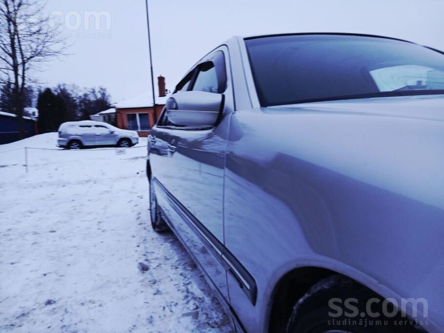 Pelēks Mercedes-Benz E 320 2001 Rīga, ar dzinēja tilpumu 3.20 L un nobraukumu 395 tūkst. km par 1950 €, foto 6 vietnē AUTOMOTO.COM.LV