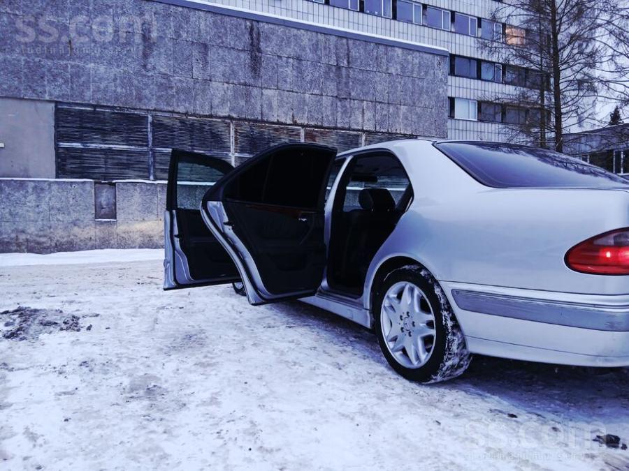 Pelēks Mercedes-Benz E 320 2001 Rīga, ar dzinēja tilpumu 3.20 L un nobraukumu 395 tūkst. km par 1950 €, foto 10 vietnē AUTOMOTO.COM.LV