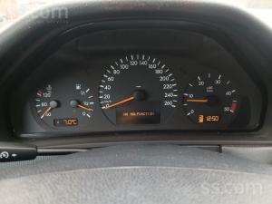 Pelēks Mercedes-Benz E 320 2001 Rīga, ar dzinēja tilpumu 3.20 L un nobraukumu 395 tūkst. km par 1950 €, foto 20 vietnē AUTOMOTO.COM.LV