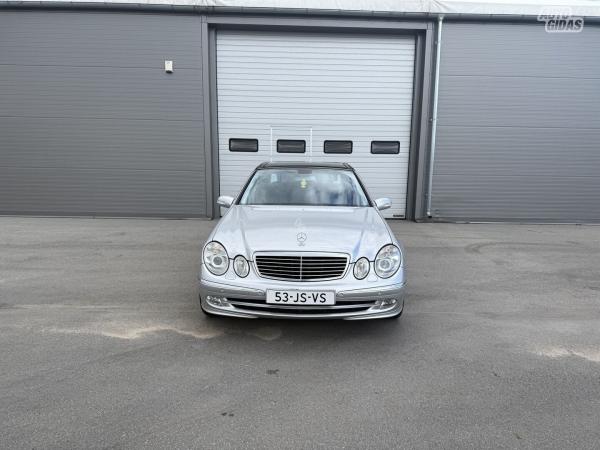 Pelēks Mercedes-Benz E 320 2002 Viļņa, ar dzinēja tilpumu 3.20 L un nobraukumu 367 tūkst. km par 3200 €, foto 2 vietnē AUTOMOTO.COM.LV