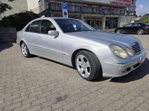 Серый Мерседес Е 320 2002 в Алитус, объемом двигателя 3.20 л и пробегом 273 тыс. км за 2800 €, фото 5 на AUTOMOTO.COM.LV