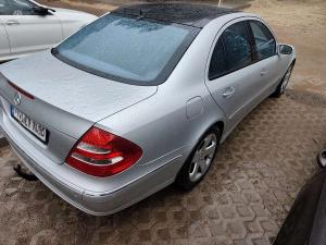 Grey Mercedes-Benz E 320 2002 in Vilnius, with an engine capacity of 3.20 L and mileage of 369 thousand km for 4100 €, photo  on AUTOMOTO.COM.LV