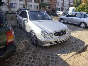 Серый Мерседес Е 320 2002 в Вильнюс, объемом двигателя 3.20 л и пробегом 369 тыс. км за 4100 €, фото 10 на AUTOMOTO.COM.LV