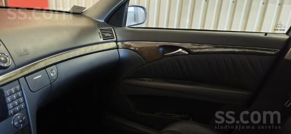 Pelēks Mercedes-Benz E 320 2002 Rīga, ar dzinēja tilpumu 3.20 L un nobraukumu 0 tūkst. km par 3000 €, foto 11 vietnē AUTOMOTO.COM.LV