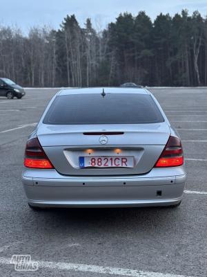 Grey Mercedes-Benz E 320 2003 in Klaipeda, with an engine capacity of 3.20 L and mileage of 400 thousand km for 2800 €, photo 6 on AUTOMOTO.COM.LV