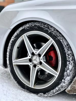 Pelēks Mercedes-Benz E 320 2003 Rīga, ar dzinēja tilpumu 3.20 L un nobraukumu 295 tūkst. km par 3300 €, foto 17 vietnē AUTOMOTO.COM.LV