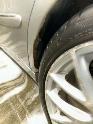 Grey Mercedes-Benz E 320 2003 in Utena, with an engine capacity of 3.20 L and mileage of 287 thousand km for 3200 €, photo 14 on AUTOMOTO.COM.LV