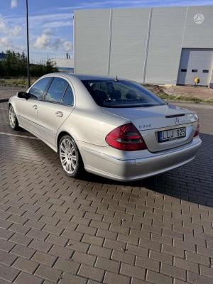 Pelēks Mercedes-Benz E 320 2003 Kauņa, ar dzinēja tilpumu 3.22 L un nobraukumu 510 tūkst. km par 3100 €, foto 6 vietnē AUTOMOTO.COM.LV