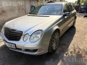 Серый Мерседес Е 320 2003 в Рига, объемом двигателя 3.20 л и пробегом 347 тыс. км за 1900 €, фото 3 на AUTOMOTO.COM.LV