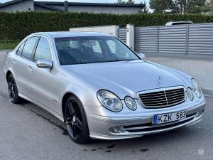 Grey Mercedes-Benz E 320 2003 in Vilnius, with an engine capacity of 3.22 L and mileage of 380 thousand km for 2600 €, photo 11 on AUTOMOTO.COM.LV
