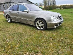 Pelēks Mercedes-Benz E 320 2004 Preiļi, ar dzinēja tilpumu 3.20 L un nobraukumu 290 tūkst. km par 1600 €, foto 2 vietnē AUTOMOTO.COM.LV
