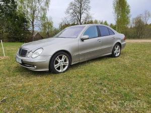 Pelēks Mercedes-Benz E 320 2004 Preiļi, ar dzinēja tilpumu 3.20 L un nobraukumu 290 tūkst. km par 1600 €, foto 6 vietnē AUTOMOTO.COM.LV