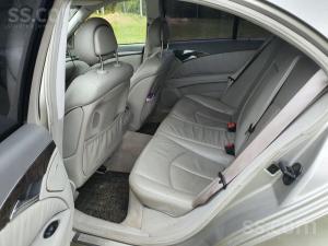 Pelēks Mercedes-Benz E 320 2004 Preiļi, ar dzinēja tilpumu 3.20 L un nobraukumu 290 tūkst. km par 1600 €, foto 11 vietnē AUTOMOTO.COM.LV