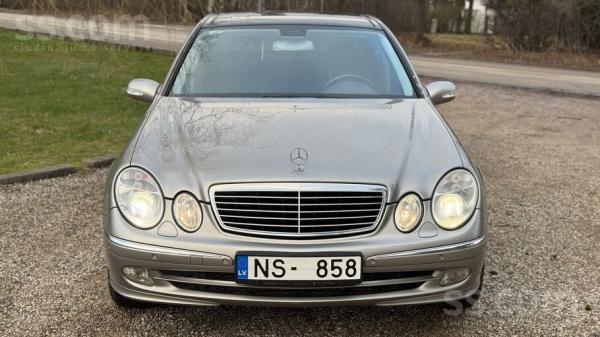 Grey Mercedes-Benz E 320 2004 in Jurmala, with an engine capacity of 3.20 L and mileage of 0 thousand km for 4950 €, photo 6 on AUTOMOTO.COM.LV