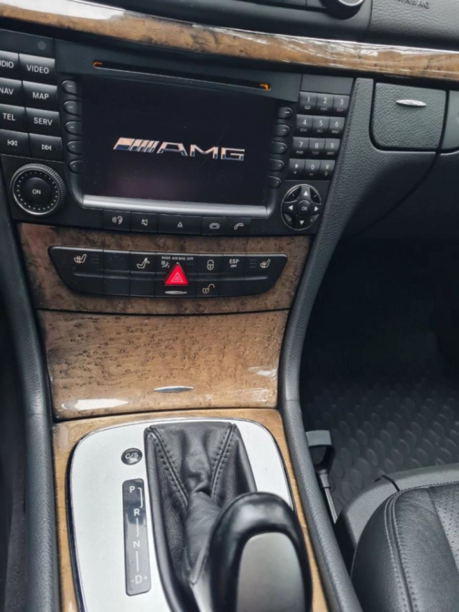 Pelēks Mercedes-Benz E 320 2004 Rīga, ar dzinēja tilpumu 3.20 L un nobraukumu 345 tūkst. km par 2950 €, foto 5 vietnē AUTOMOTO.COM.LV