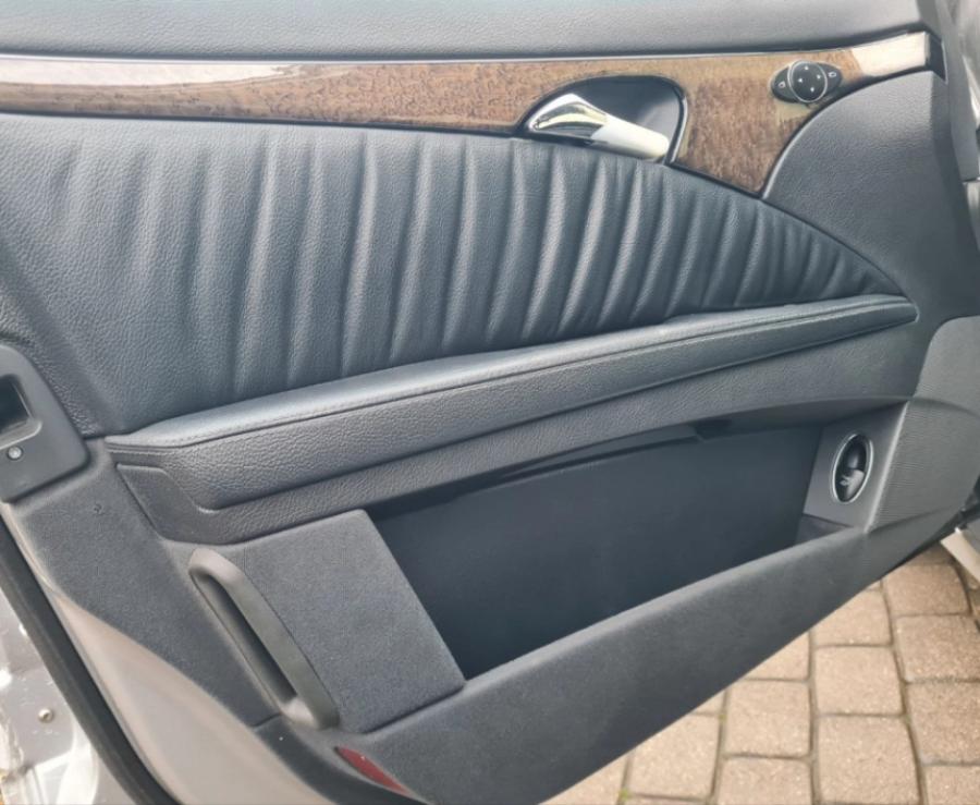 Pelēks Mercedes-Benz E 320 2004 Rīga, ar dzinēja tilpumu 3.20 L un nobraukumu 345 tūkst. km par 2950 €, foto 9 vietnē AUTOMOTO.COM.LV