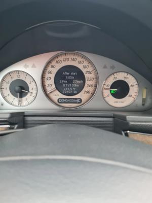 Pelēks Mercedes-Benz E 320 2004 Rīga, ar dzinēja tilpumu 3.20 L un nobraukumu 345 tūkst. km par 2950 €, foto 13 vietnē AUTOMOTO.COM.LV