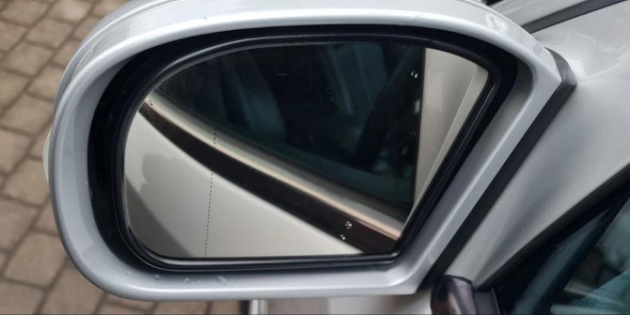 Pelēks Mercedes-Benz E 320 2004 Rīga, ar dzinēja tilpumu 3.20 L un nobraukumu 345 tūkst. km par 2950 €, foto 14 vietnē AUTOMOTO.COM.LV