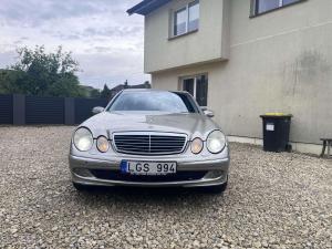 Pelēks Mercedes-Benz E 320 2004 Mažeikiai, ar dzinēja tilpumu 3.20 L un nobraukumu 320 tūkst. km par 1500 €, foto  vietnē AUTOMOTO.COM.LV