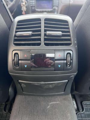 Grey Mercedes-Benz E 320 2004 in Mazeikiai, with an engine capacity of 3.20 L and mileage of 320 thousand km for 1500 €, photo 18 on AUTOMOTO.COM.LV