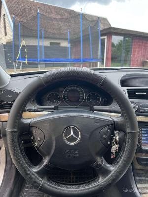 Grey Mercedes-Benz E 320 2004 in Mazeikiai, with an engine capacity of 3.20 L and mileage of 320 thousand km for 1500 €, photo 22 on AUTOMOTO.COM.LV