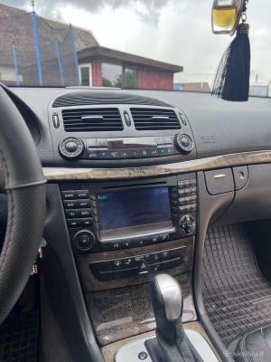 Grey Mercedes-Benz E 320 2004 in Mazeikiai, with an engine capacity of 3.20 L and mileage of 320 thousand km for 1500 €, photo 23 on AUTOMOTO.COM.LV