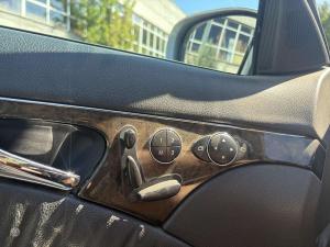 Grey Mercedes-Benz E 320 2004 in Vilnius, with an engine capacity of 3.20 L and mileage of 300 thousand km for 1500 €, photo 14 on AUTOMOTO.COM.LV