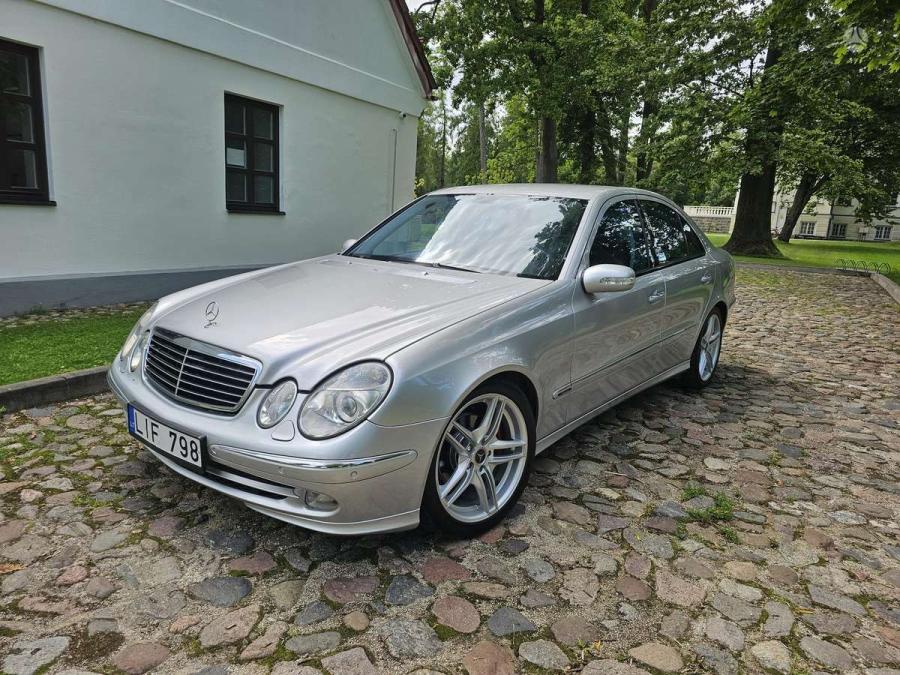 Pelēks Mercedes-Benz E 320 2004 Kauņa, ar dzinēja tilpumu 3.20 L un nobraukumu 322 tūkst. km par 4150 €, foto 8 vietnē AUTOMOTO.COM.LV