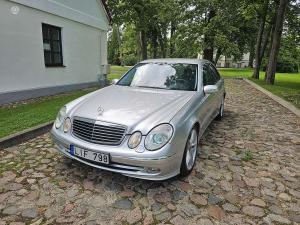 Pelēks Mercedes-Benz E 320 2004 Kauņa, ar dzinēja tilpumu 3.20 L un nobraukumu 322 tūkst. km par 4150 €, foto 13 vietnē AUTOMOTO.COM.LV