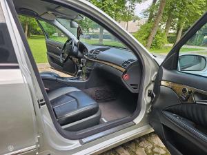 Pelēks Mercedes-Benz E 320 2004 Kauņa, ar dzinēja tilpumu 3.20 L un nobraukumu 322 tūkst. km par 4150 €, foto 20 vietnē AUTOMOTO.COM.LV