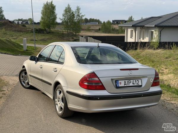 Grey Mercedes-Benz E 320 2004 in Vilnius, with an engine capacity of 3.20 L and mileage of 500 thousand km for 1600 €, photo 5 on AUTOMOTO.COM.LV