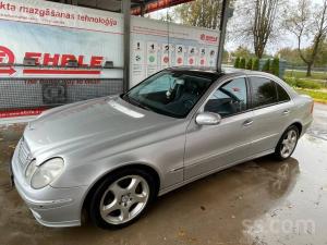 Grey Mercedes-Benz E 320 2004 in Ogre, with an engine capacity of 3.20 L and mileage of 390 thousand km for 2700 €, photo 4 on AUTOMOTO.COM.LV