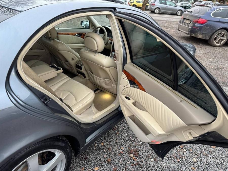 Pelēks Mercedes-Benz E 320 2005 Kauņa, ar dzinēja tilpumu 3.20 L un nobraukumu 563 tūkst. km par 2250 €, foto 7 vietnē AUTOMOTO.COM.LV