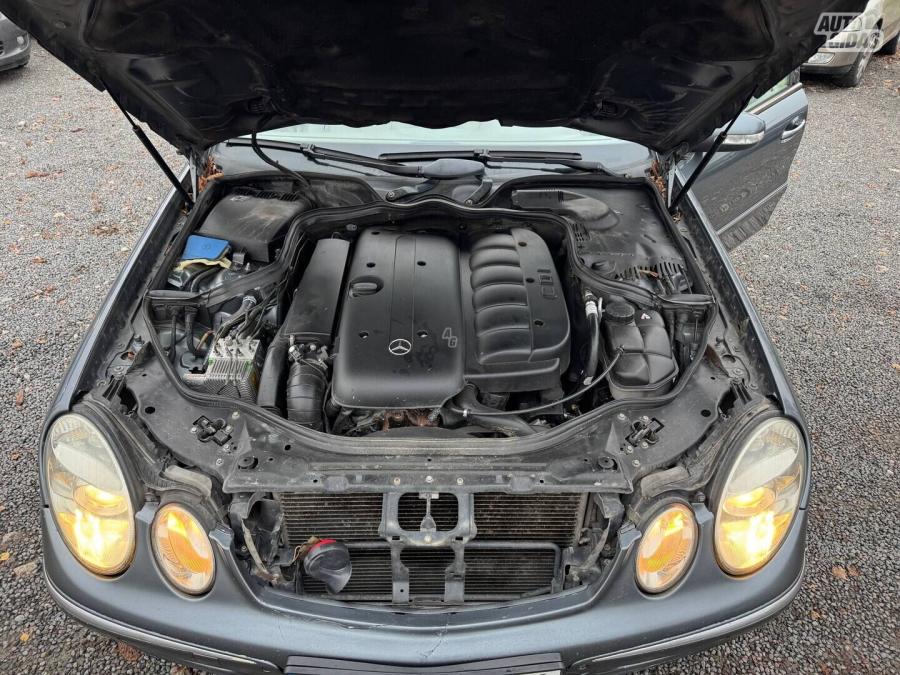 Pelēks Mercedes-Benz E 320 2005 Kauņa, ar dzinēja tilpumu 3.20 L un nobraukumu 563 tūkst. km par 2250 €, foto 26 vietnē AUTOMOTO.COM.LV