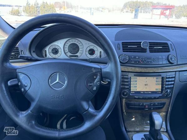 Pelēks Mercedes-Benz E 320 2005 Kupiškis, ar dzinēja tilpumu 3.20 L un nobraukumu 400 tūkst. km par 2700 €, foto 6 vietnē AUTOMOTO.COM.LV