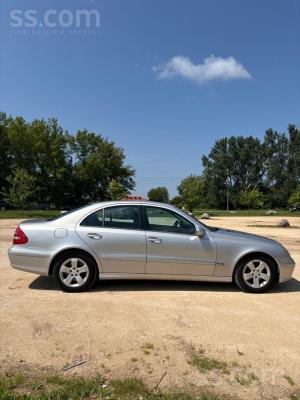 Grey Mercedes-Benz E 320 2005 in Riga, with an engine capacity of 3.20 L and mileage of 373 thousand km for 4300 €, photo 5 on AUTOMOTO.COM.LV