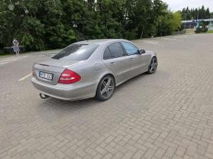 Серый Мерседес Е 320 2005 в Аникщяй, объемом двигателя 3.22 л и пробегом 375 тыс. км за 3500 €, фото 10 на AUTOMOTO.COM.LV