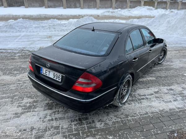 Pelēks Mercedes-Benz E 320 2006 Klaipėda, ar dzinēja tilpumu 3.00 L un nobraukumu 355 tūkst. km par 2350 €, foto 4 vietnē AUTOMOTO.COM.LV