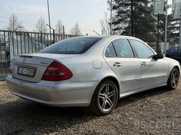 Grey Mercedes-Benz E 320 2006 in Riga, with an engine capacity of 3.00 L and mileage of 360 thousand km for 1500 €, photo 2 on AUTOMOTO.COM.LV