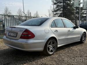 Pelēks Mercedes-Benz E 320 2006 Rīga, ar dzinēja tilpumu 3.00 L un nobraukumu 360 tūkst. km par 1500 €, foto 3 vietnē AUTOMOTO.COM.LV