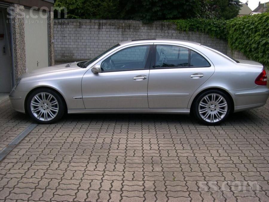 Pelēks Mercedes-Benz E 320 2006 Rīga, ar dzinēja tilpumu 3.00 L un nobraukumu 368 tūkst. km par 4500 €, foto 1 vietnē AUTOMOTO.COM.LV