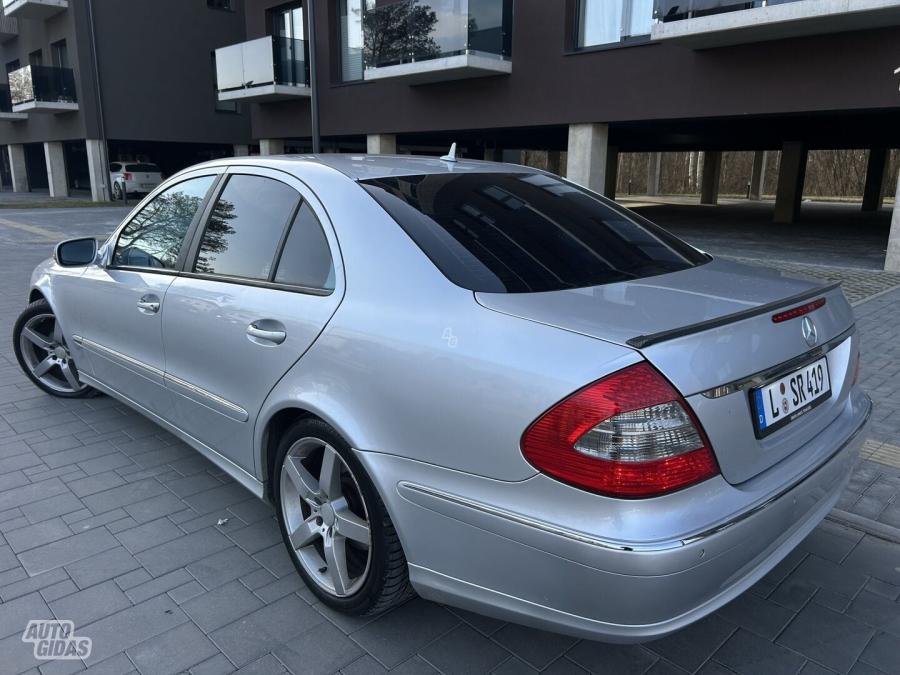 Grey Mercedes-Benz E 320 2007 in Kaunas, with an engine capacity of 3.00 L and mileage of 255 thousand km for 4750 €, photo 12 on AUTOMOTO.COM.LV